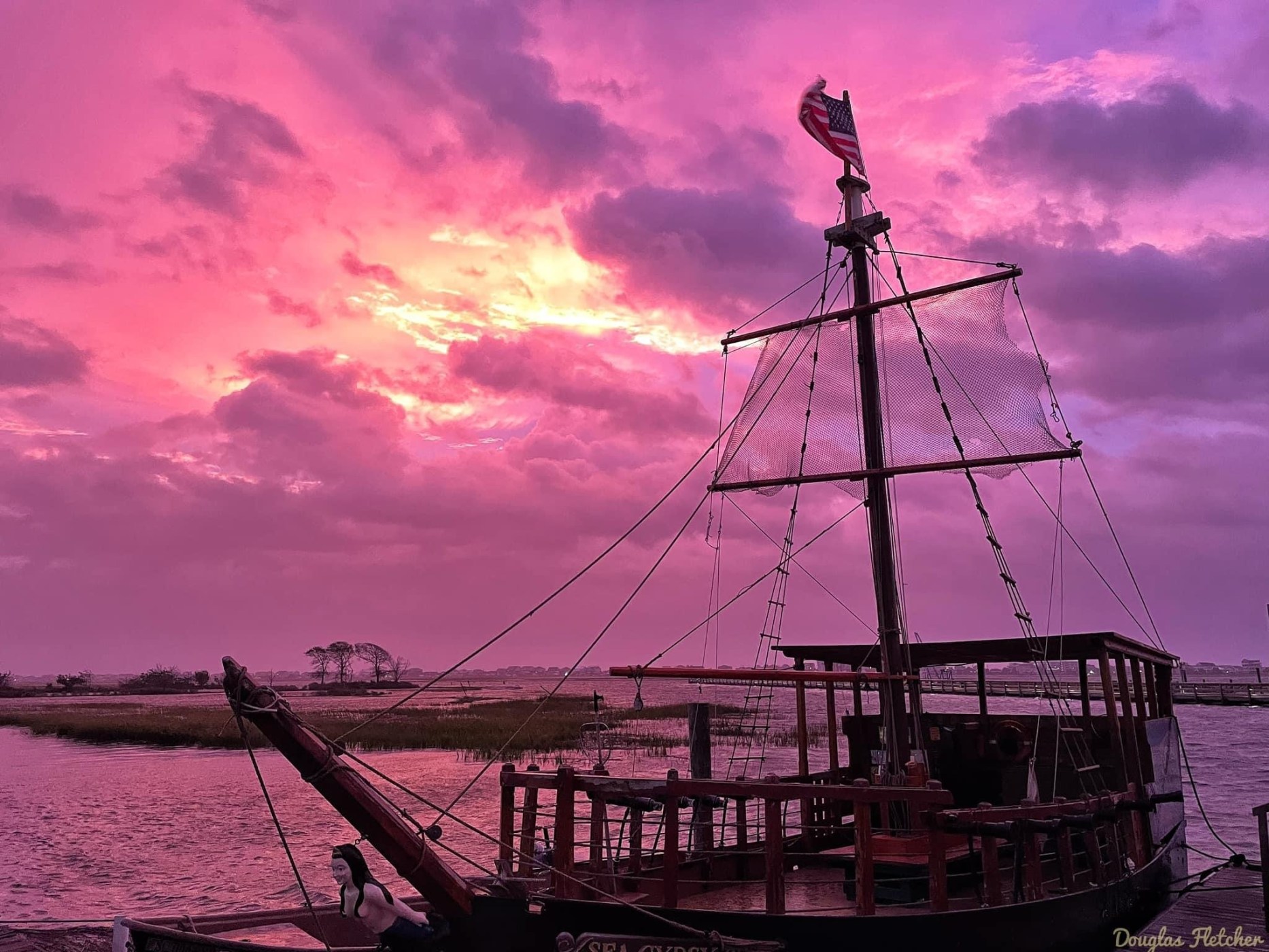 🏴‍☠️ Crazy Sister's Halloween Pirate Adventure | Crazy Sister Marina